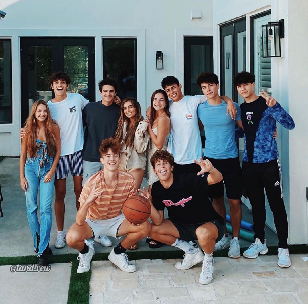 BeautifulAri - AMP Squad