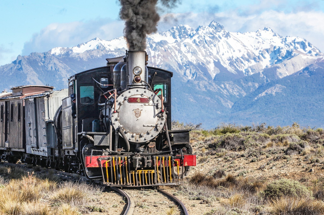 TRAIN
