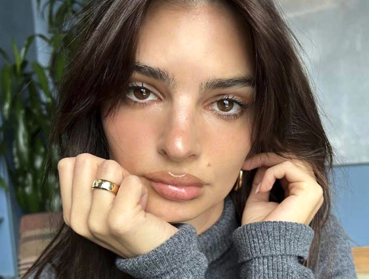 Emily Ratajkowski