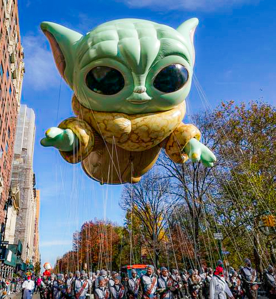L2RPhotography - Parade Balloons
