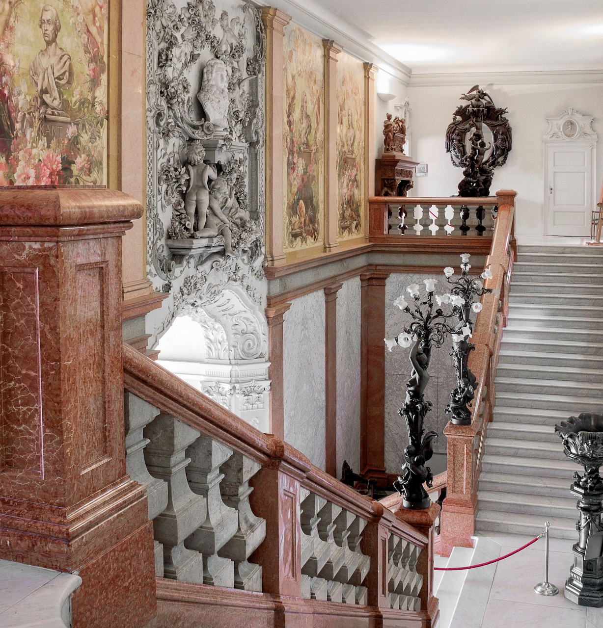 Interior 3