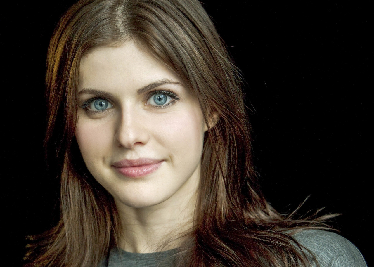 Reflex - Alexandra Daddario