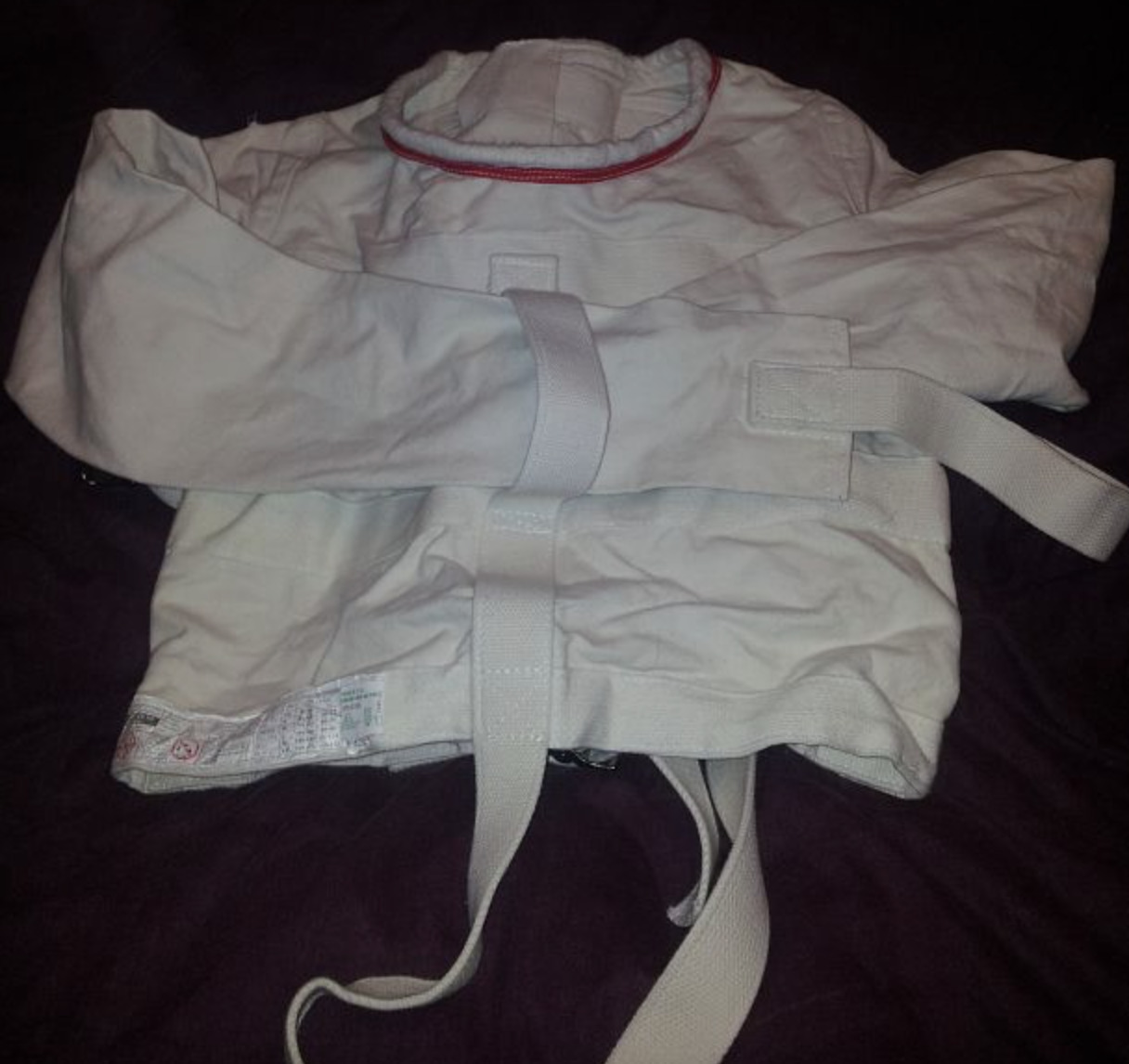 The straitjacket | lybon
