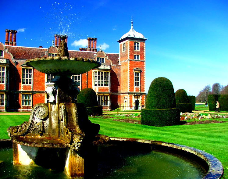 moonshadow - Blickling Hall