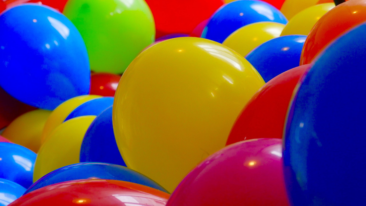 zipnon - COLORFUL OBJECTS